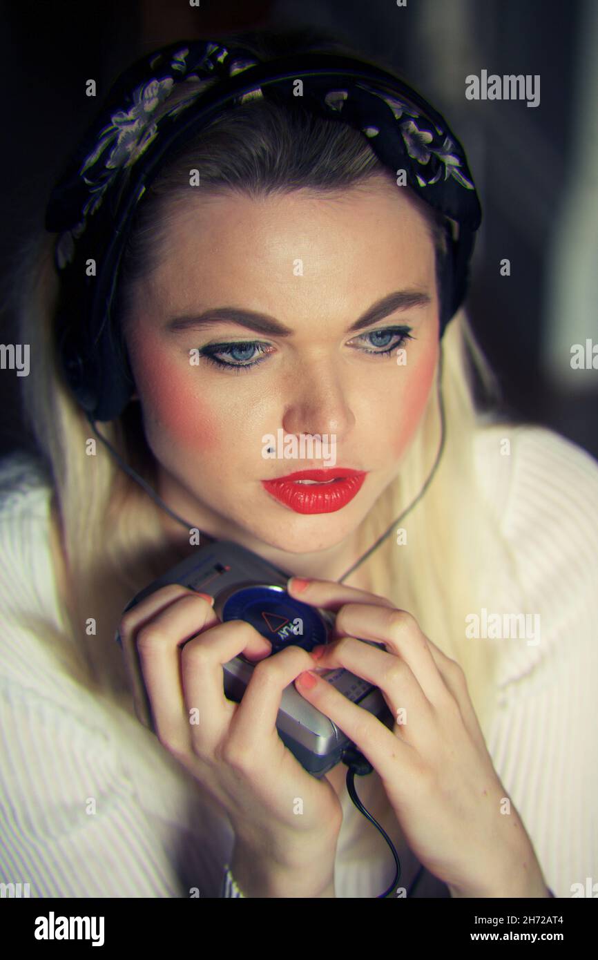 Girl using Walkman Stock Photo - Alamy