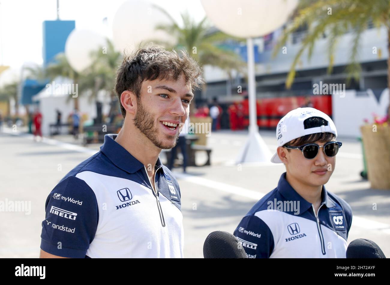 Doha, Qatar. 19th Nov, 2021. GASLY Pierre (fra), Scuderia AlphaTauri Honda AT02, TSUNODA Yuki ...