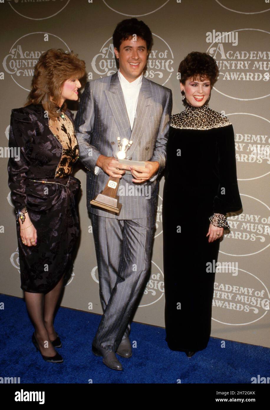 Sylvia, Vince Gill and Marie Osmond at the 20th Annual Academy of ...