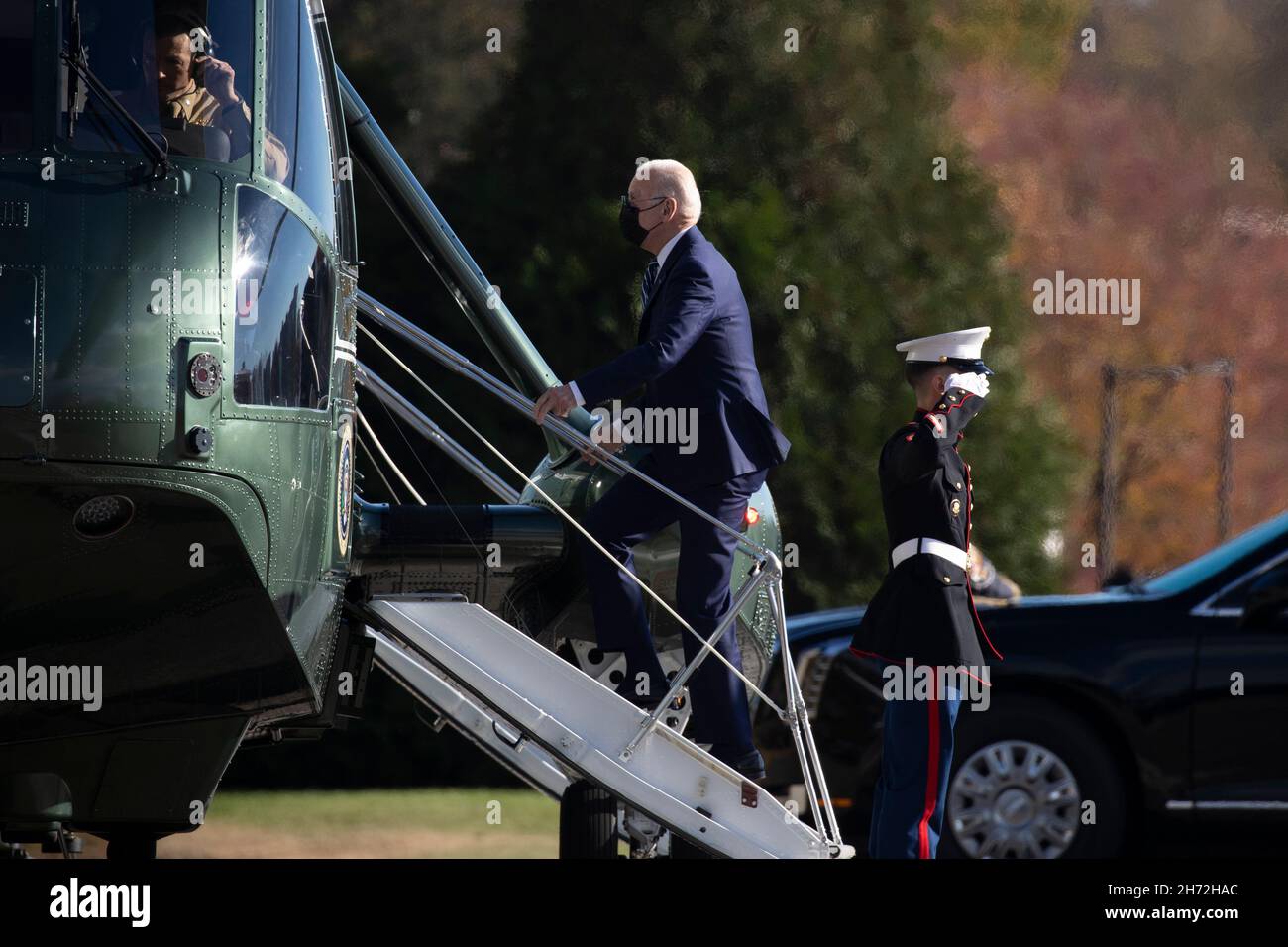 US President Joe Biden boards Marine One upon leaving Walter Reed ...