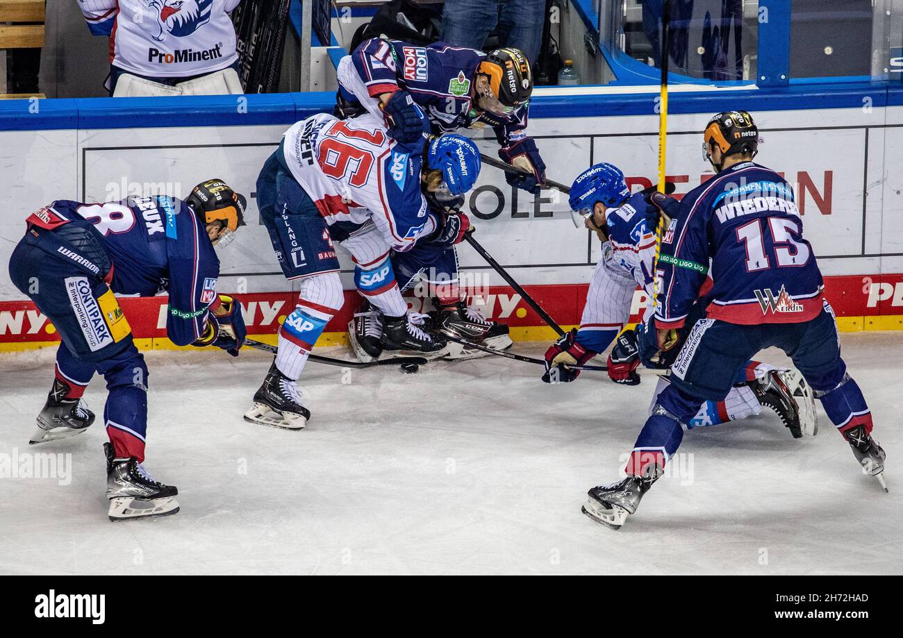 Yannick muller hi-res stock photography and images - Alamy