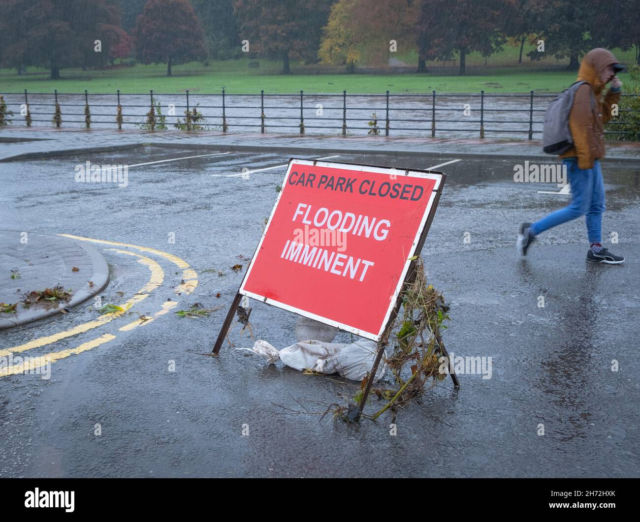 Imminent hi-res stock photography and images - Alamy