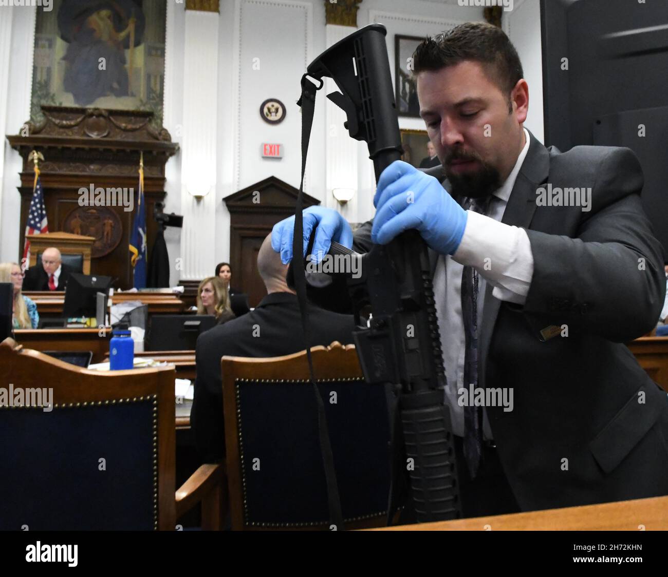 State police crime lab hi-res stock photography and images - Alamy