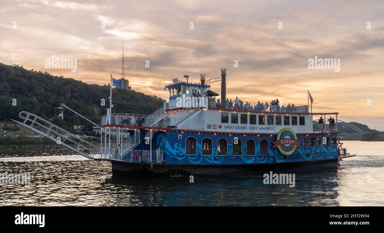 River dinner cruise ship on Allegheny river in Pittsburgh, Pennsylvania ...
