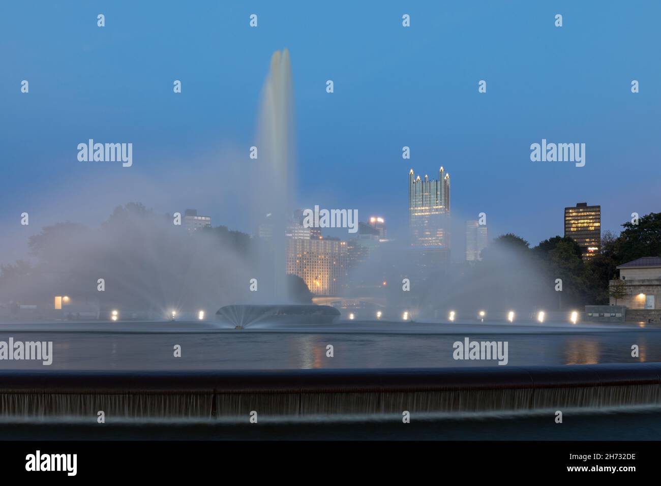 Point State Park Fountain in Pittsburgh, Pennsylvania. Long Exposure ...
