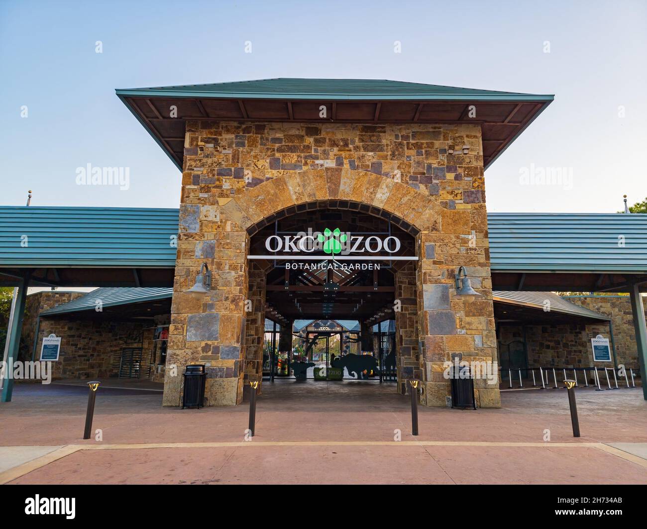 Oklahoma city zoo hi-res stock photography and images - Alamy