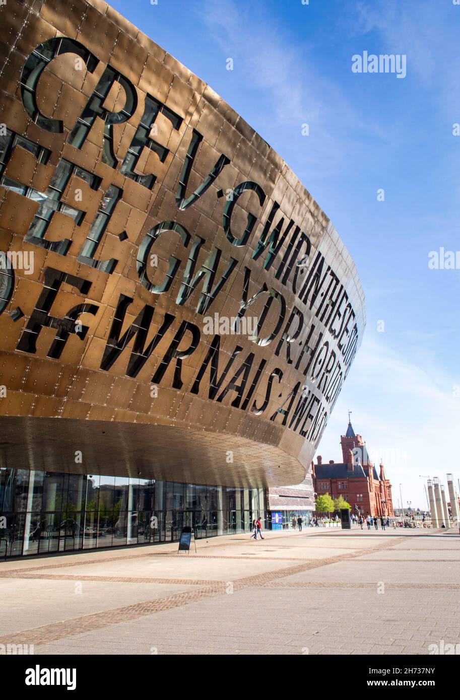 National writing centre of wales hi-res stock photography and images ...