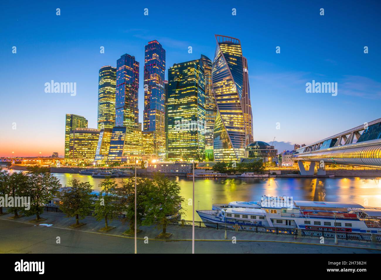 Moscow city skyline hi-res stock photography and images - Alamy