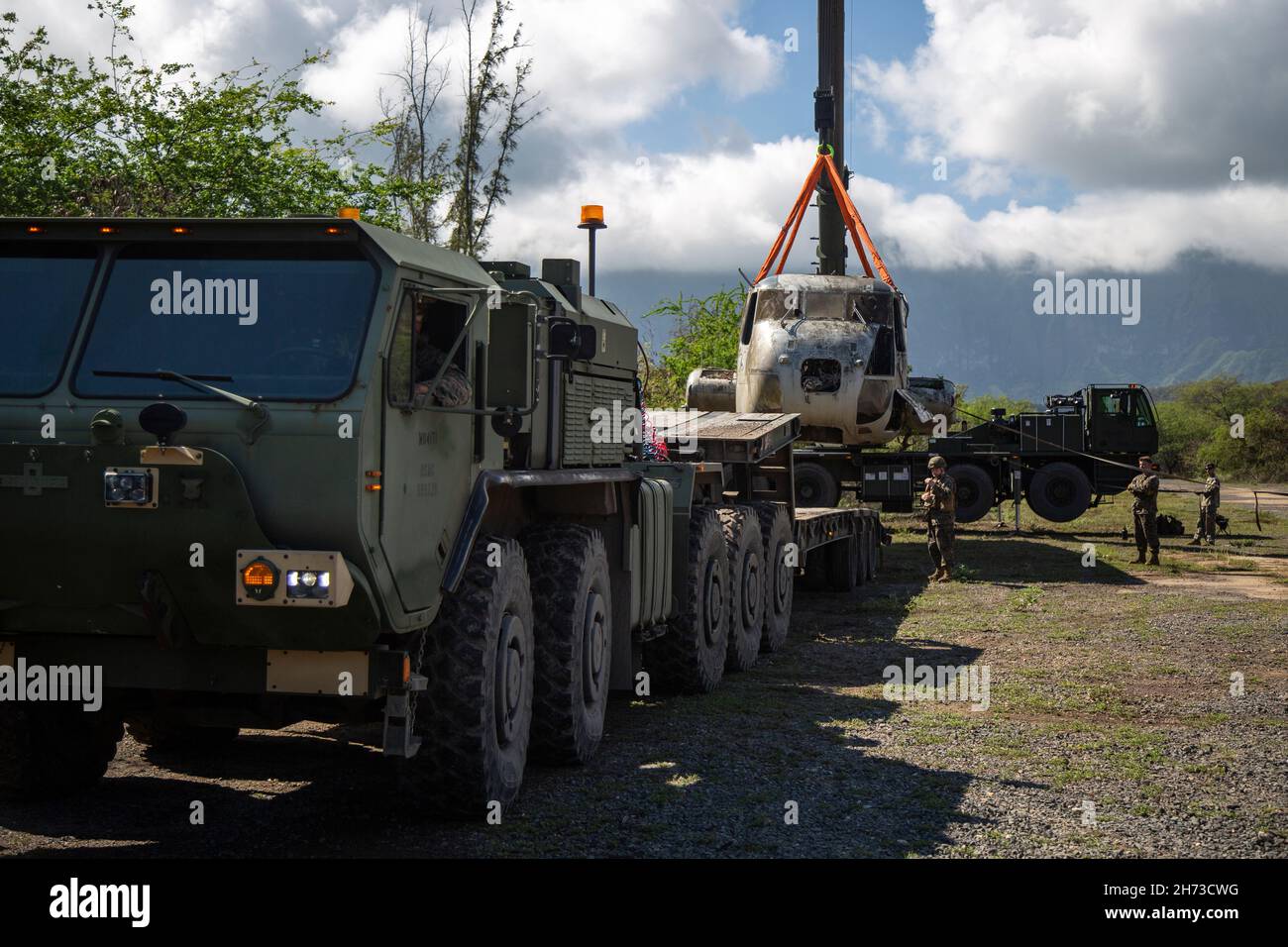 Small unit leadership training hi-res stock photography and images - Alamy