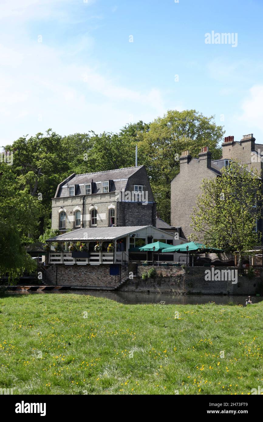 Traditional stone riverside pub in Cambridge England Stock Photo - Alamy