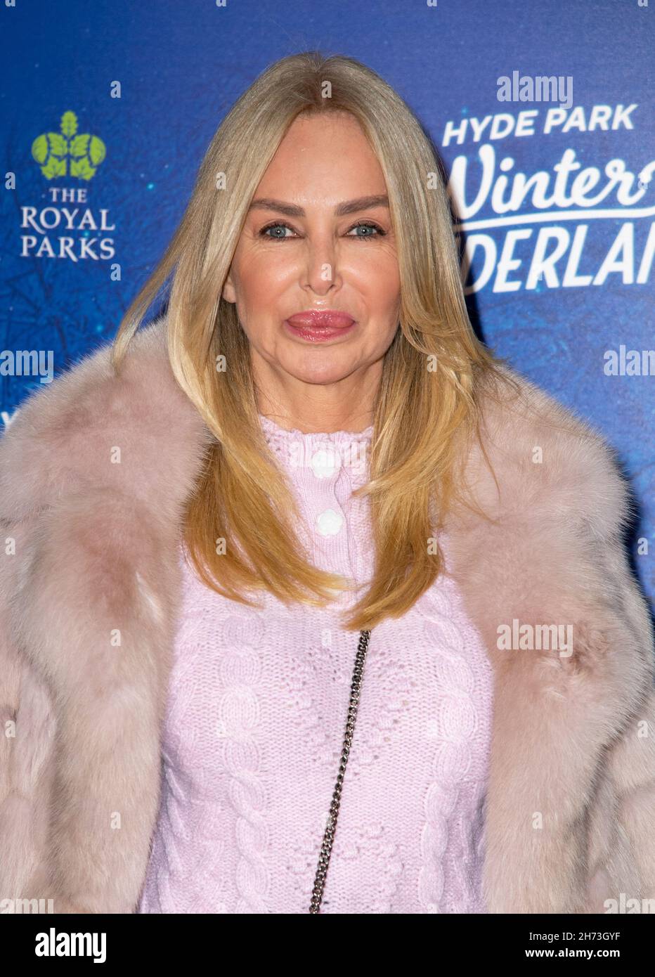 London, UK. 18th Nov, 2021. Amanda Cronin attends the VIP Preview ...