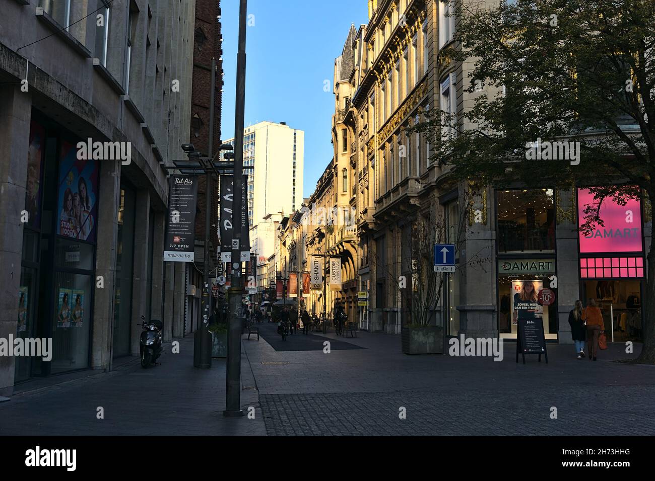 Antwerp belgium meir shopping street hi-res stock photography and ...