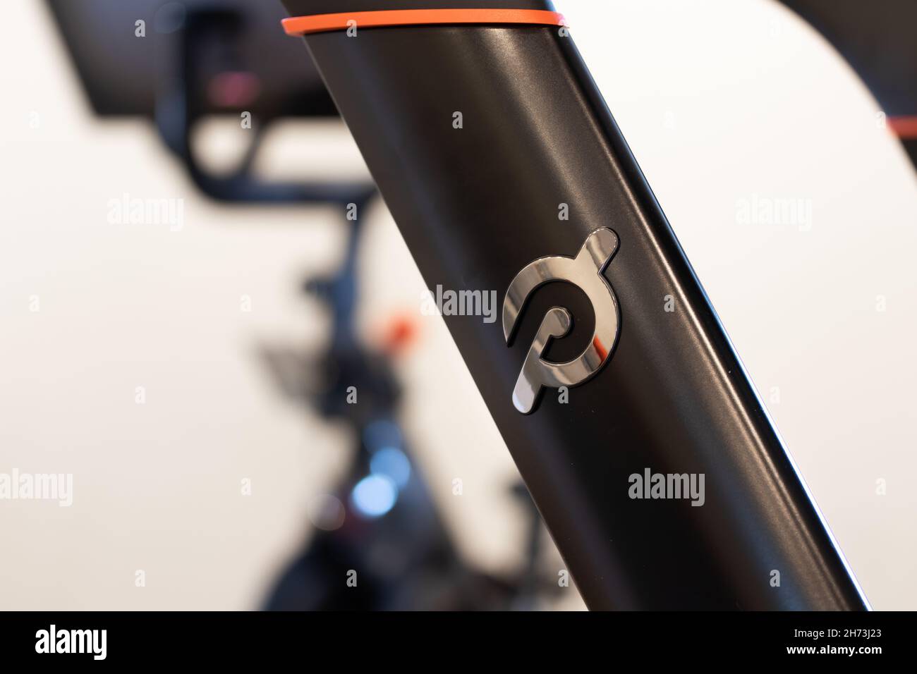 Gym logo design hi-res stock photography and images - Alamy