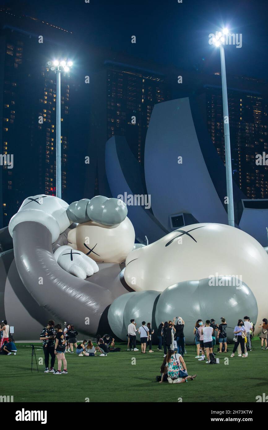 November 2021. KAWS Holiday art installation open for the public in ...