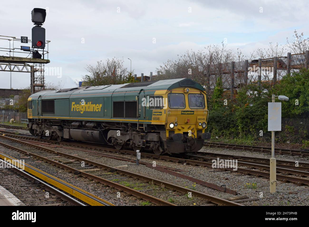 Class 66 loco hi-res stock photography and images - Alamy