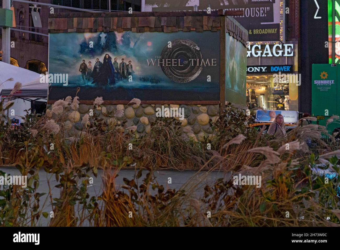 Atmosphere at an Amazon Prime "The Wheel of Time" launch event in Times ...