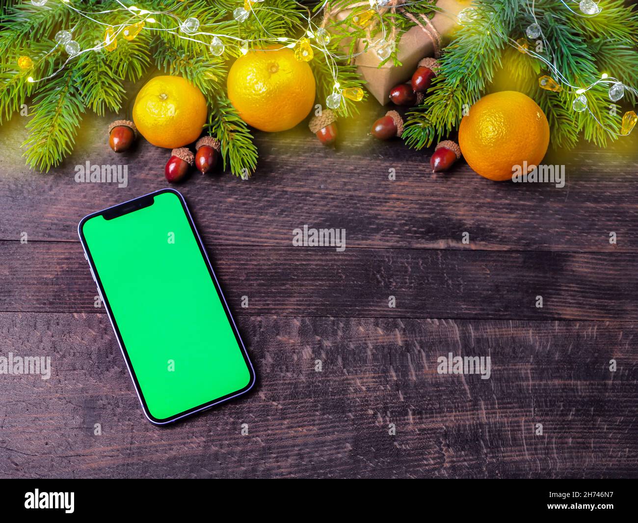 Chroma key tree hi-res stock photography and images - Alamy