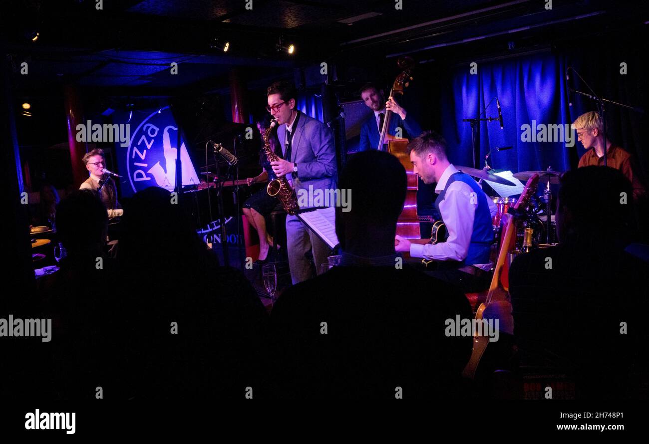 Joe Stilgoe and'The Entertainers' featuring Giacomo Smith at the Pizza ...