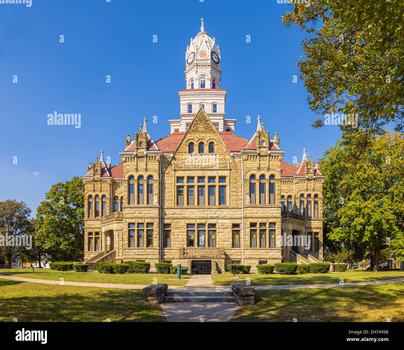 Paris, Illinois, USA - September 28, 2021: The Historic Edgar County ...