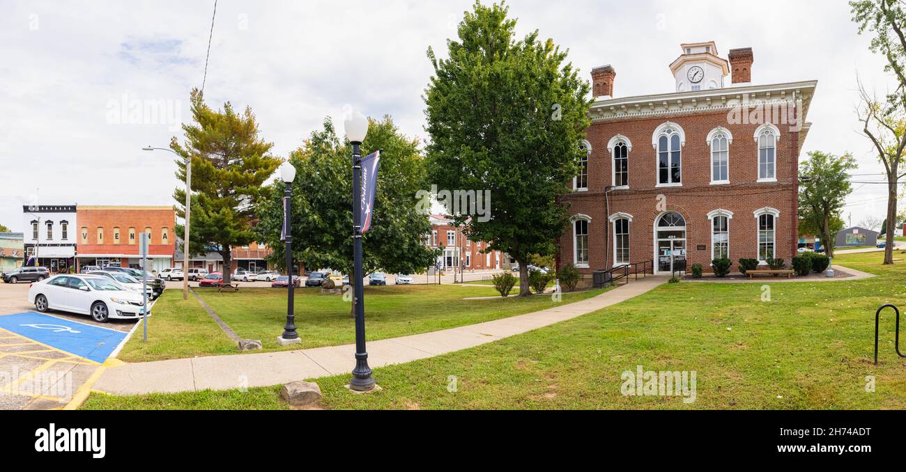 Vienna, Illinois, USA - October 1, 2021: The Historic Johnson County ...