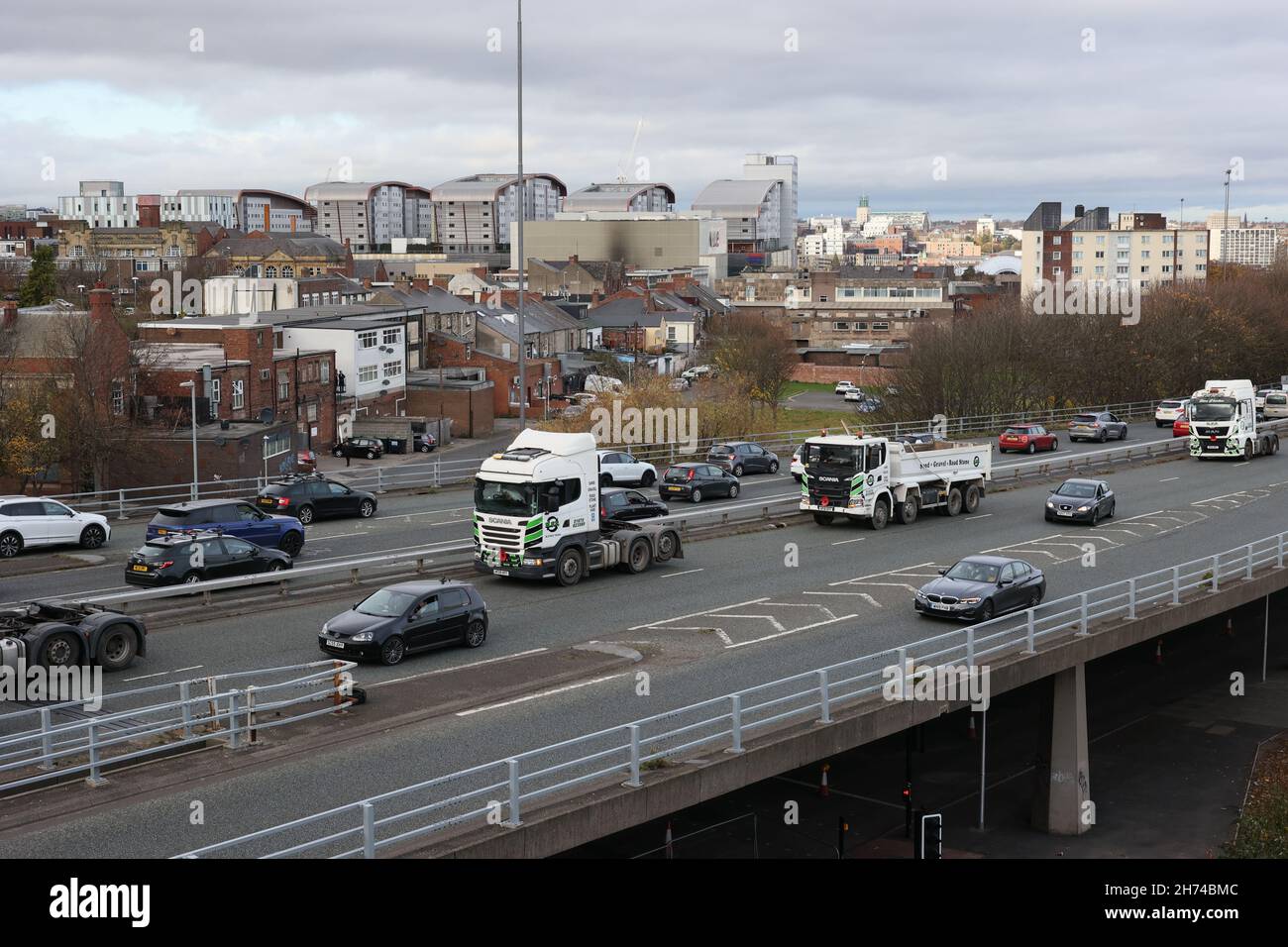 Gateshead UK: 20th Nov 2021: Newcastle Gateshead truckers protesting ...