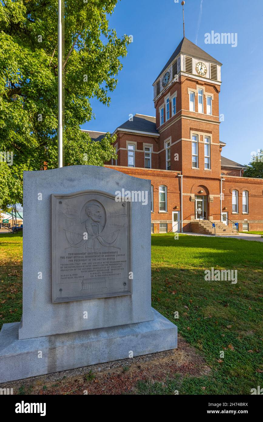 Fairfield, Illinois, USA - October 1, 2021: The Historic Wayne County ...