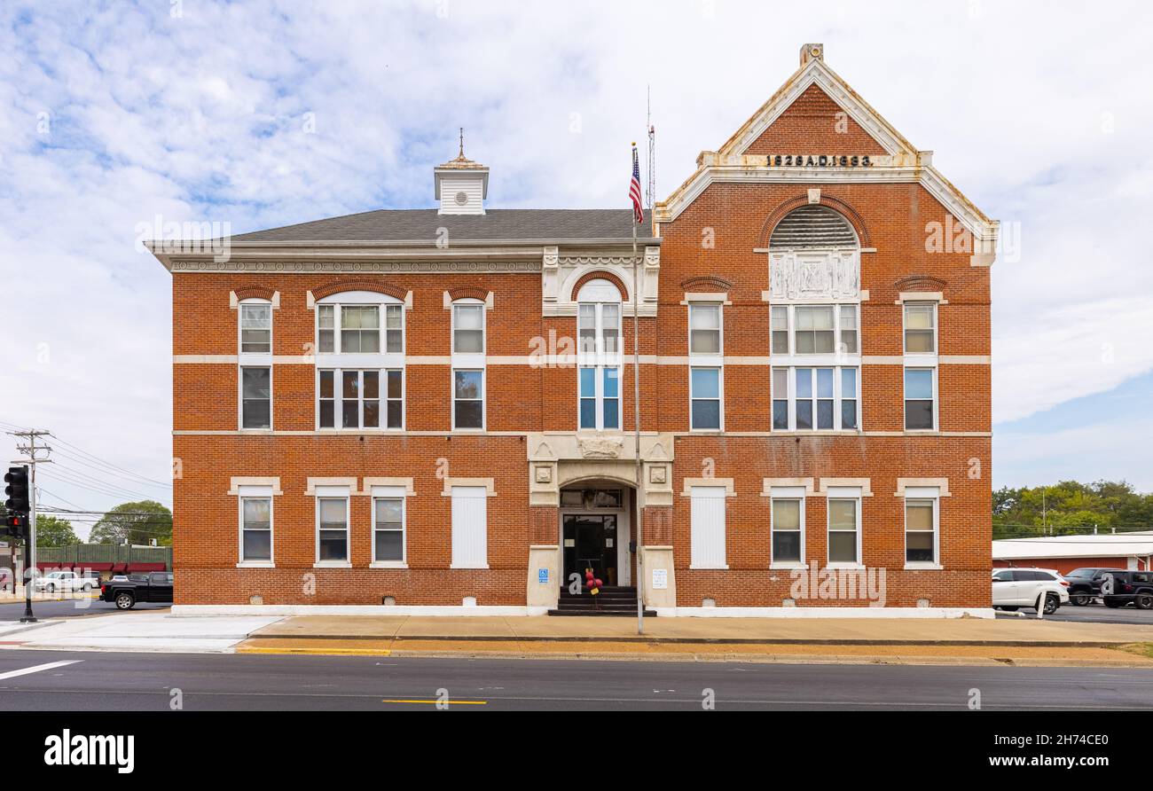 Carmi, Illinois, USA - October 1, 2021: The Historic White County ...