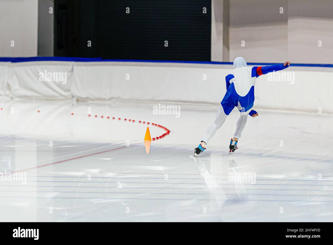 Back of skater hi-res stock photography and images - Alamy