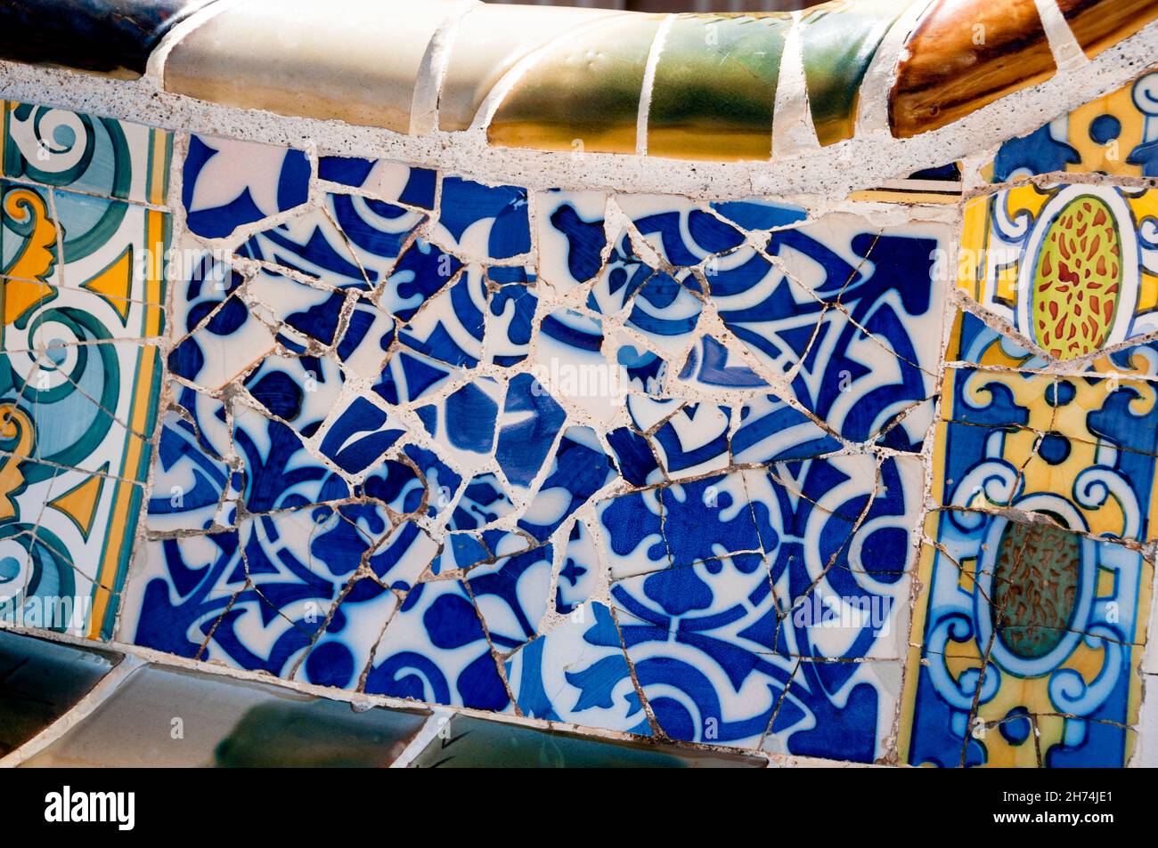 Serpentine Bench in Park Güell in Barcelona, Spain Stock Photo - Alamy