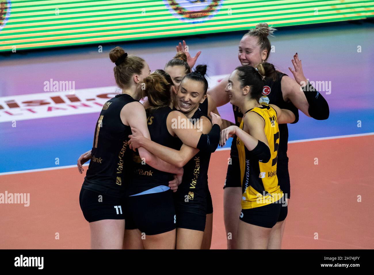 Vakifbank womens volleyball team hi-res stock photography and images ...