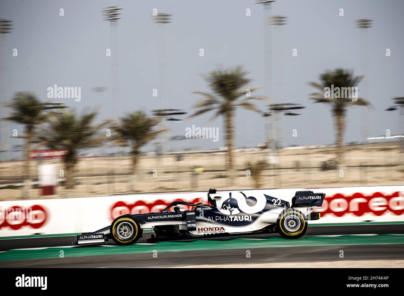 Doha, Qatar. 19th Nov, 2021. 22 TSUNODA Yuki (jap), Scuderia AlphaTauri Honda AT02, action ...