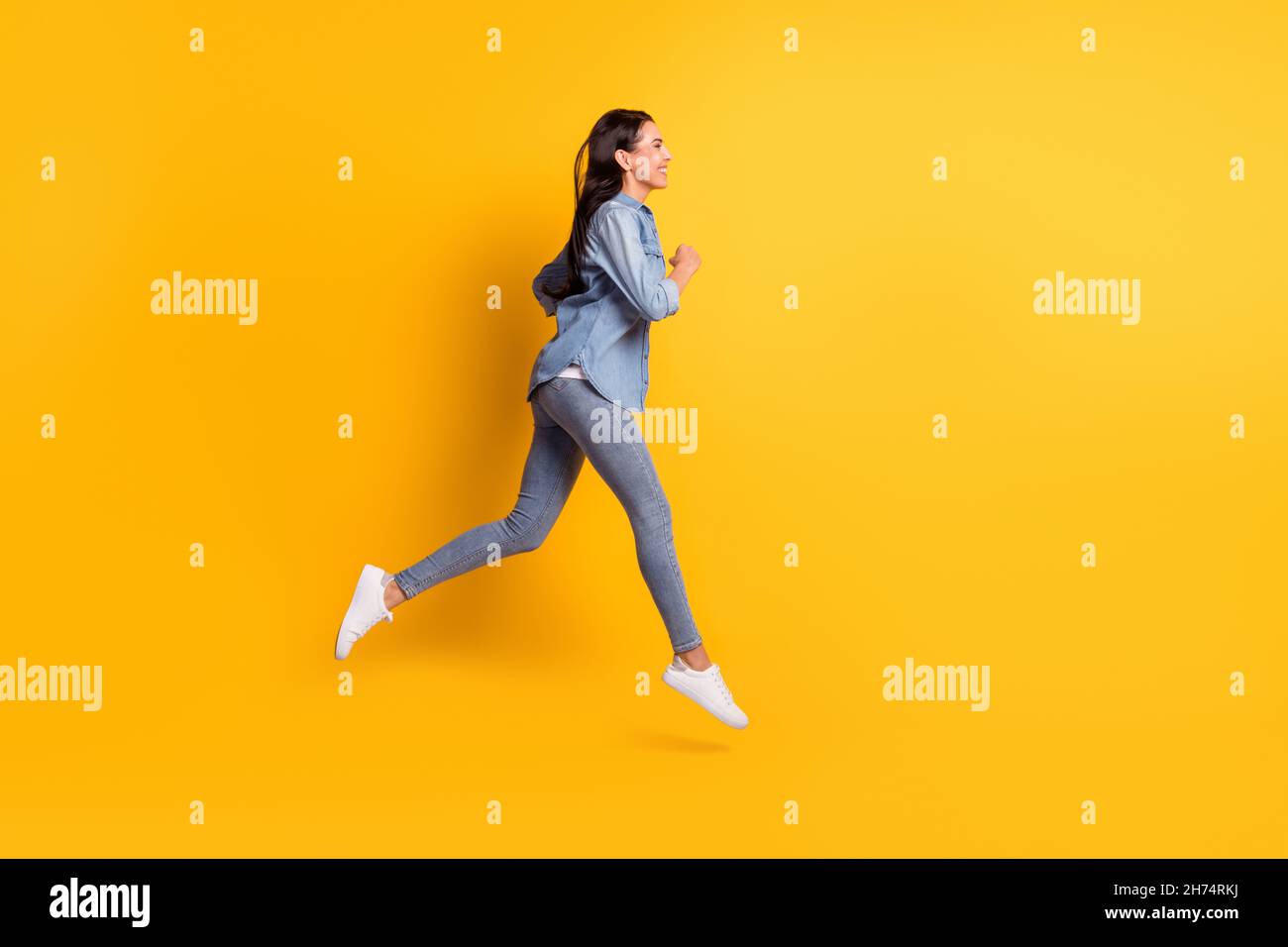 Full size profile photo of cool optimistic brunette lady go run wear ...