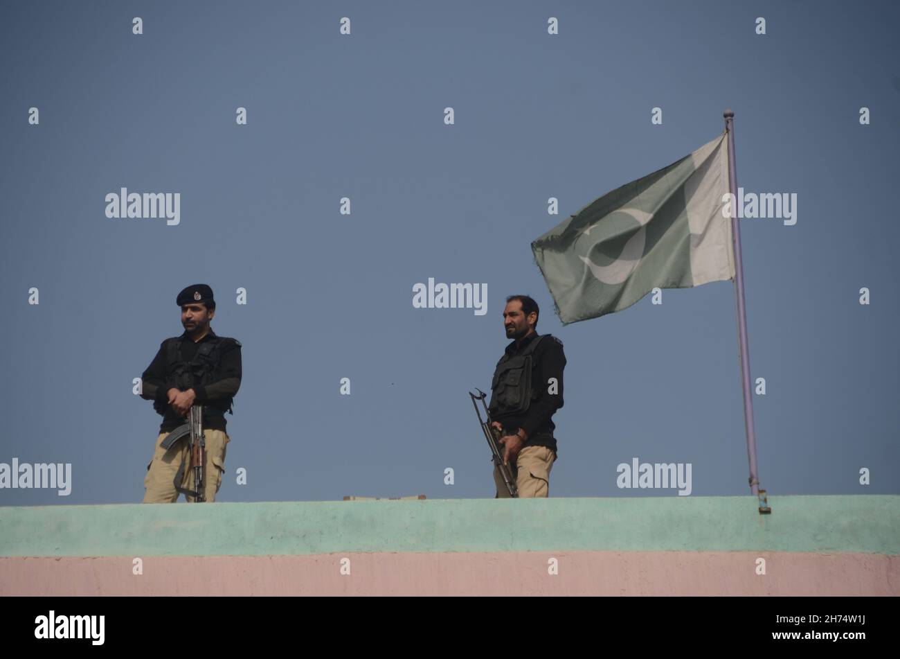 Peshawar, Pakistan. 20th Nov, 2021. Opposition party Pakistan ...