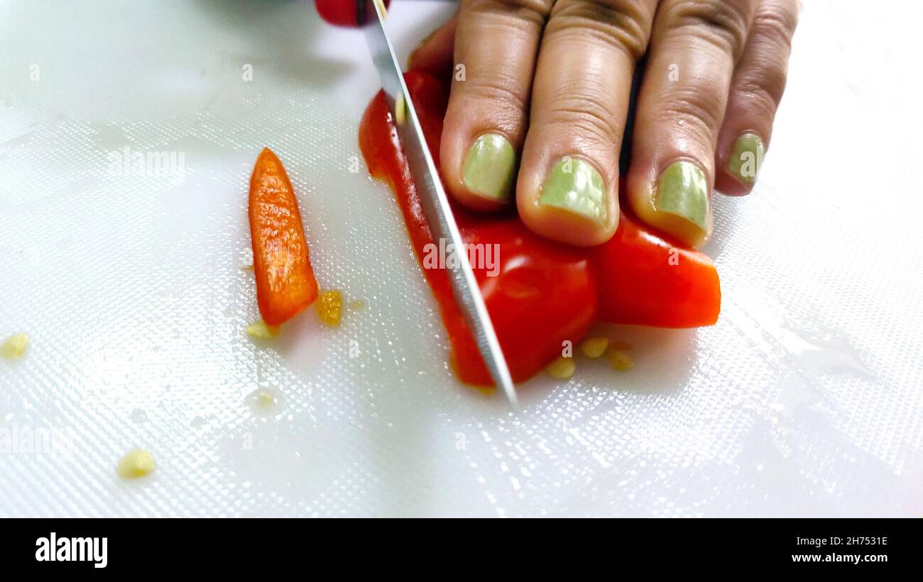 Hand cuts hi-res stock photography and images - Alamy