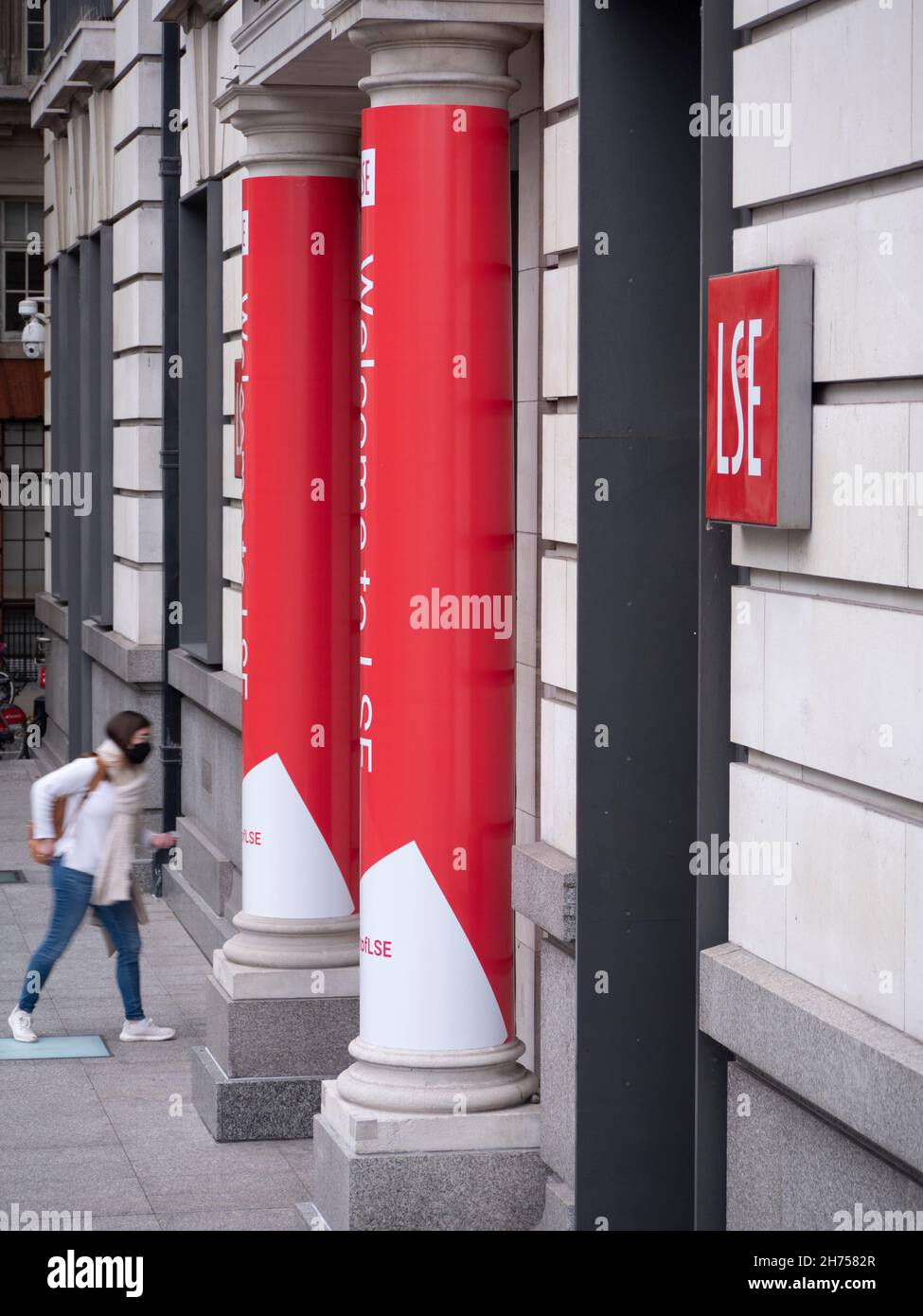 New academic building lse london hi-res stock photography and images - Alamy