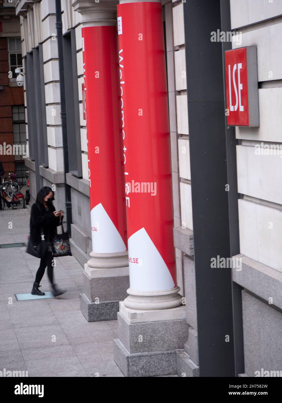 New academic building lse london hi-res stock photography and images ...