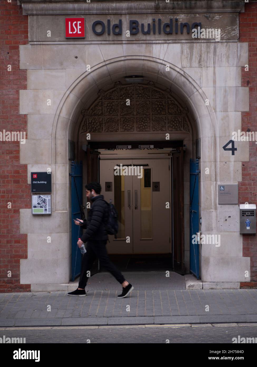 London economics school old building hi-res stock photography and images - Alamy