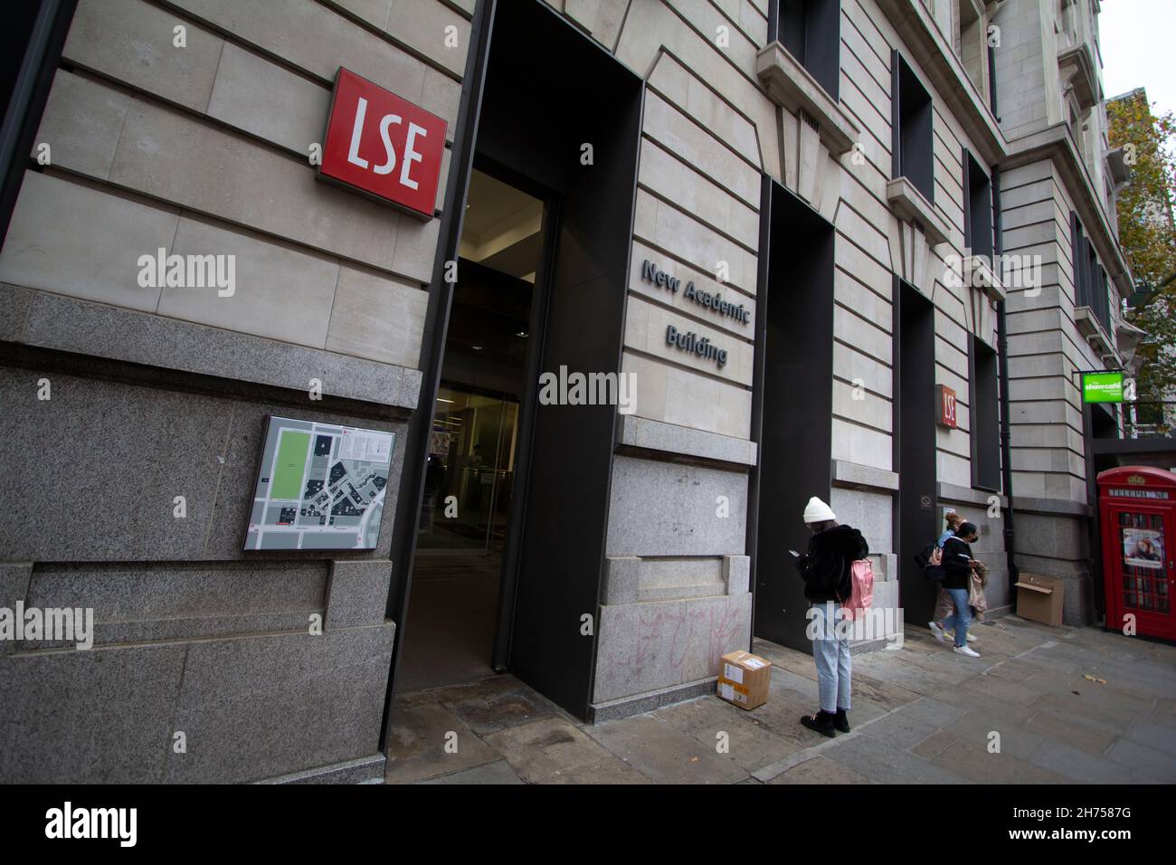 New academic building hi-res stock photography and images - Alamy