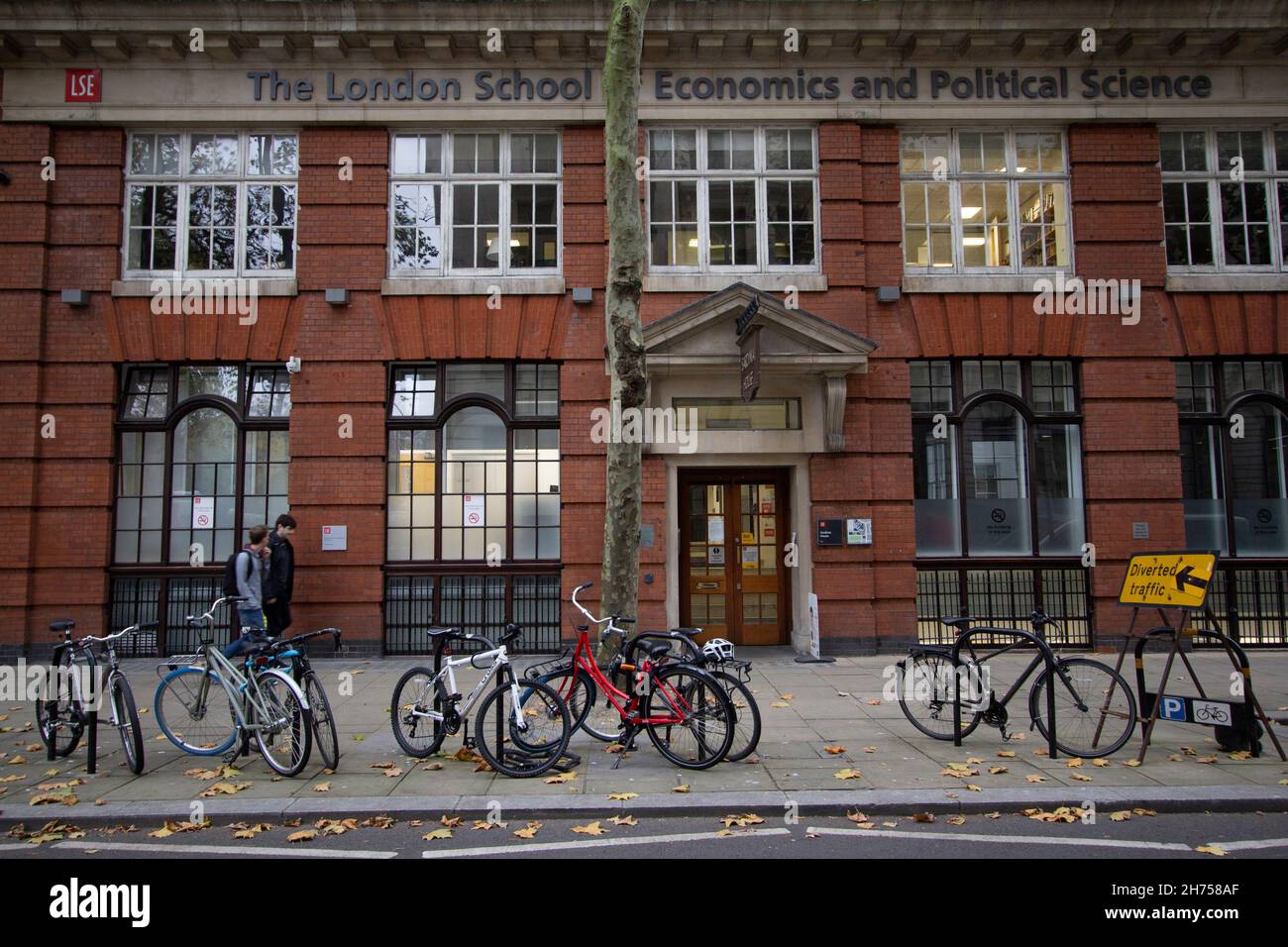 At the london school of economics and political science hi-res stock photography and images - Alamy
