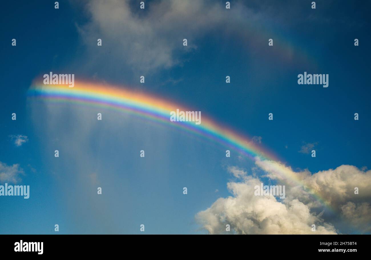 Observable colors hi-res stock photography and images - Alamy