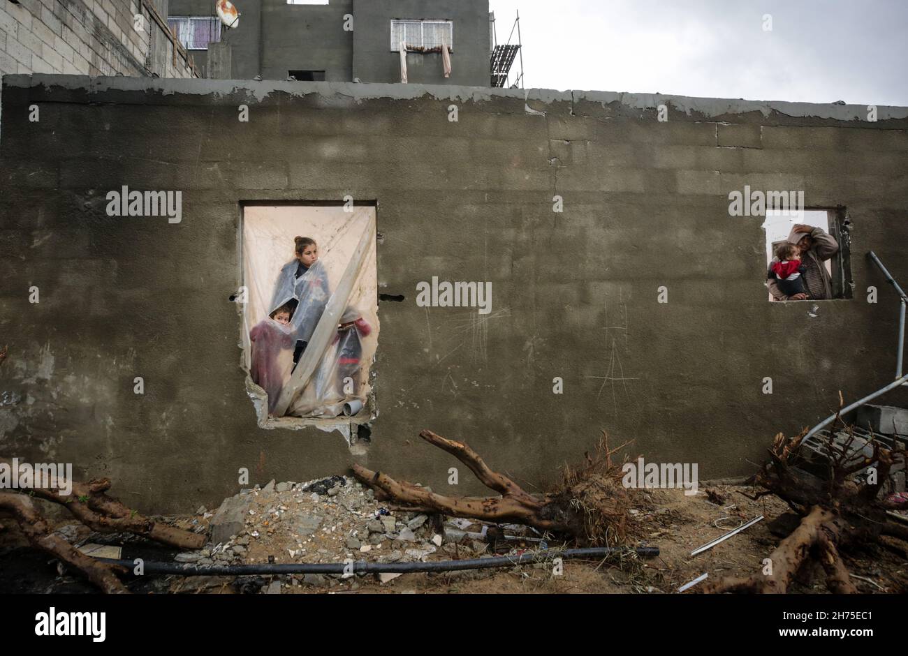 Gaza, Palestine. 20th Nov, 2021. The Al-Attar family standing at their ...