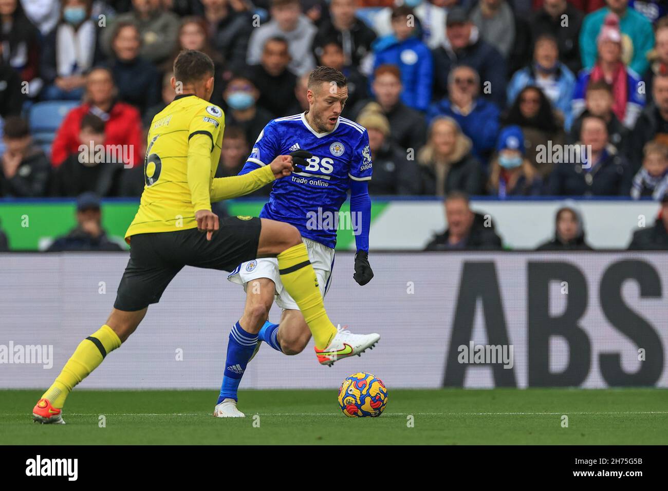 Jamie Vardy #9 of Leicester City breaks under pressure from Thiago ...