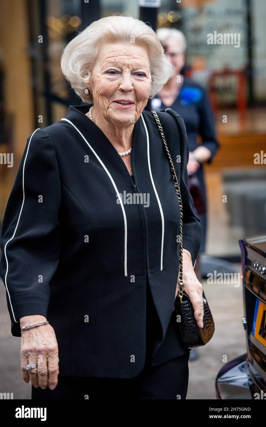 Princess Beatrix at the 40th anniversary of the Working Group ...