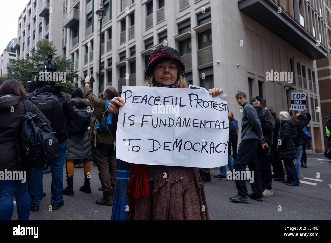 Sentenced to hold sign hi-res stock photography and images - Alamy
