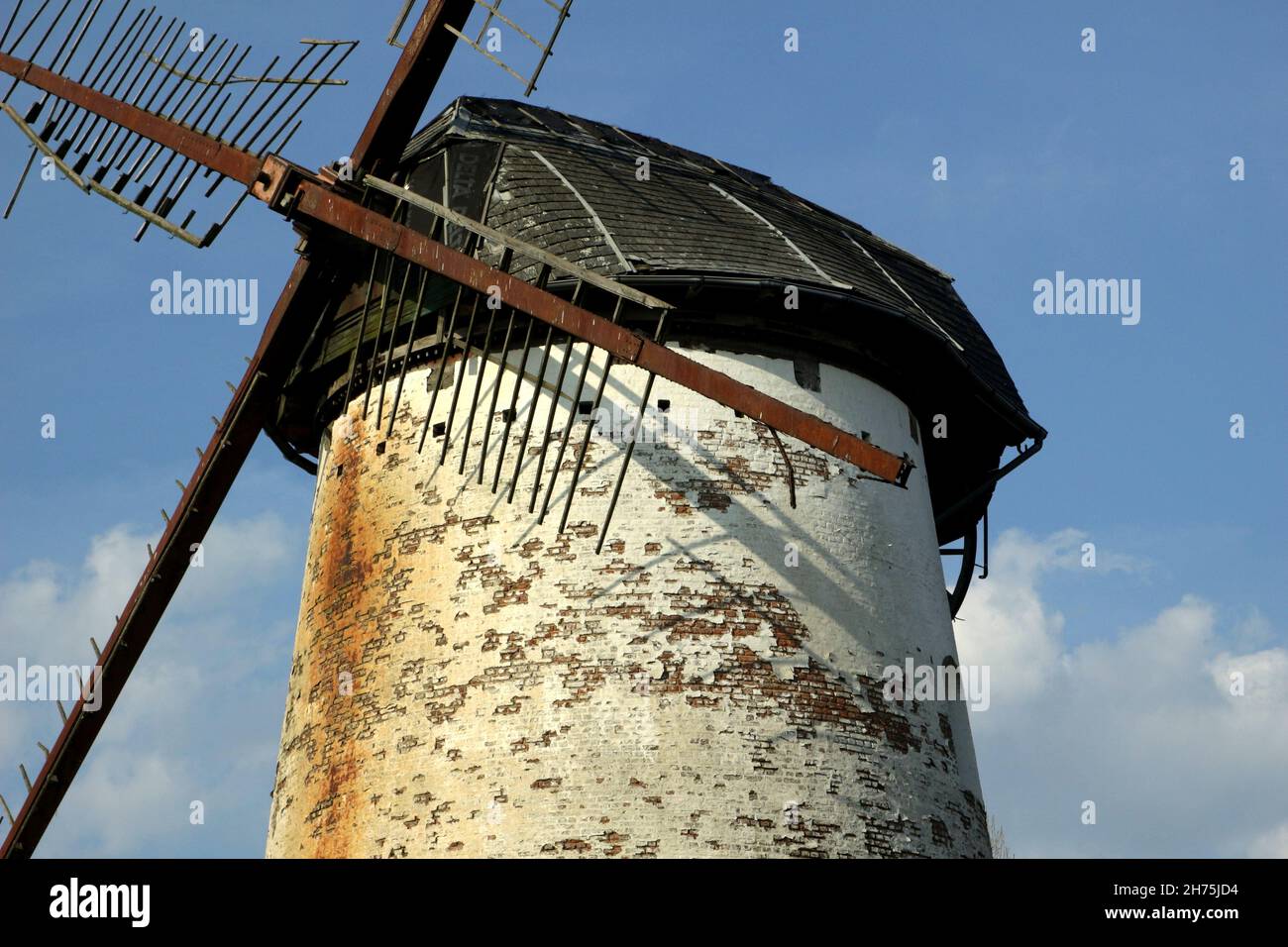 dilapidated, neglected, abandoned old windmill (1920 Stock Photo - Alamy