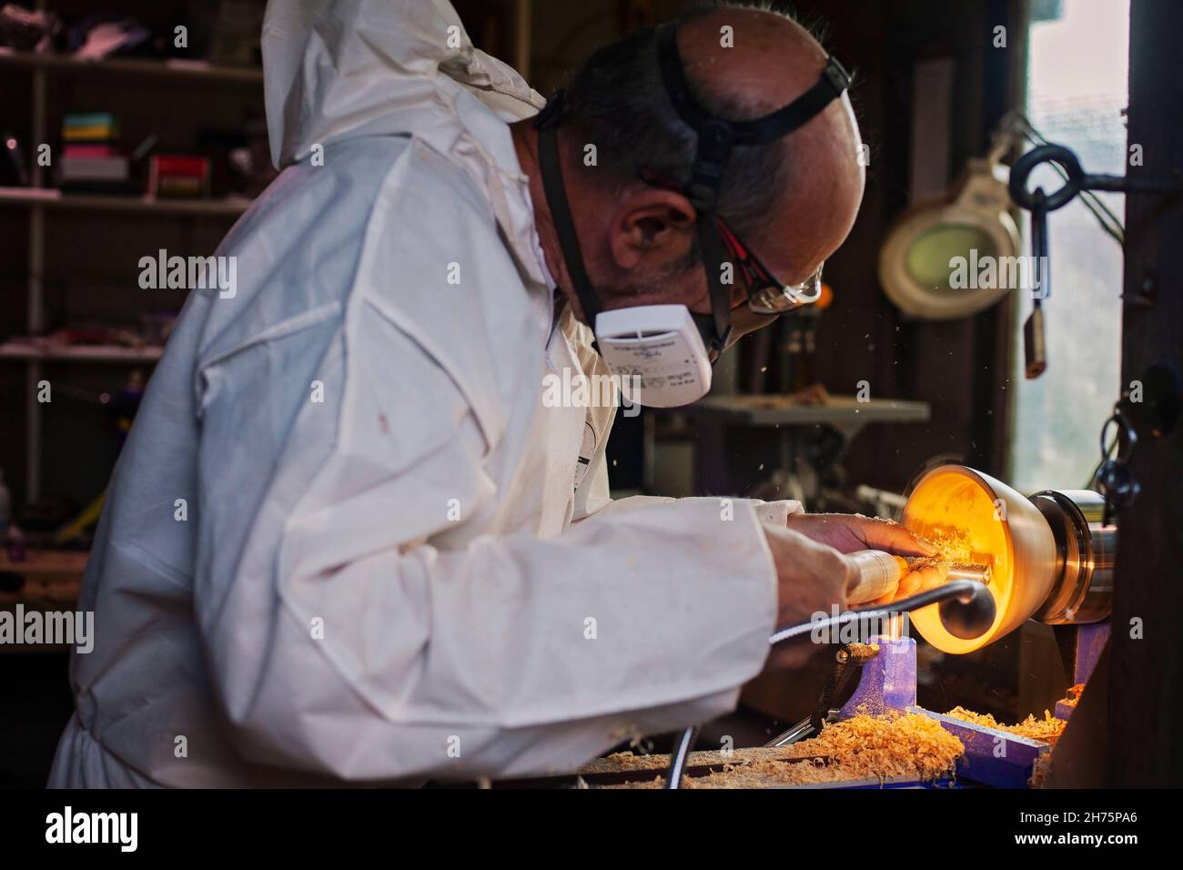 Man using lathe hi-res stock photography and images - Alamy