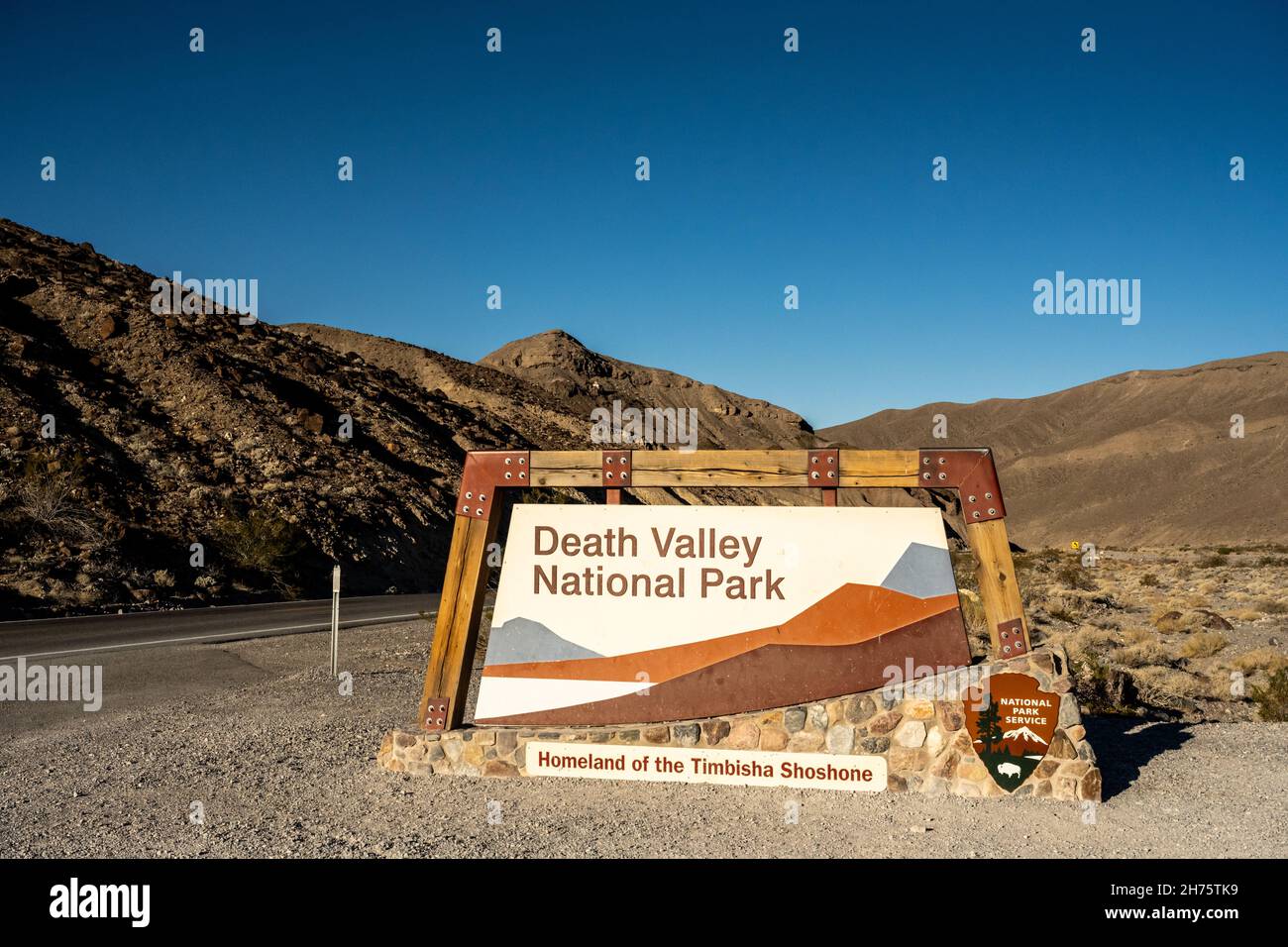 Death valley national park sign hi-res stock photography and images - Alamy