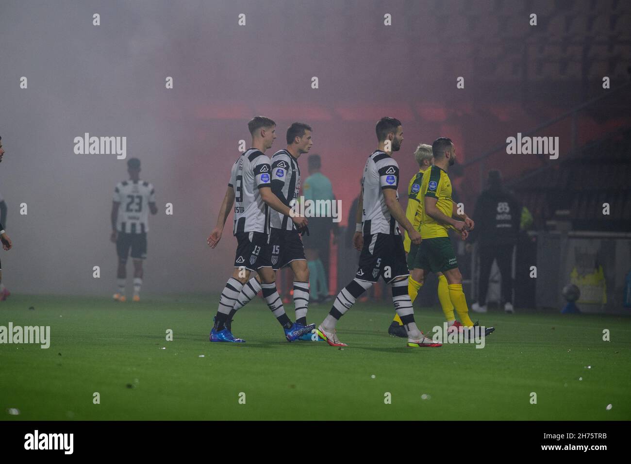 ALMELO, Stadium Erve Asito, 20-11-2021 , season 2021 / 2022 , Dutch ...