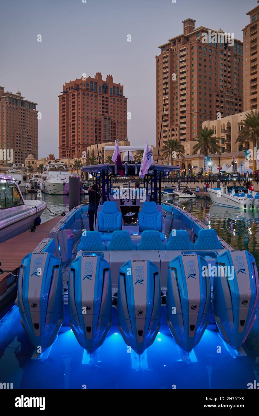 The pearl qatar doha hi-res stock photography and images - Alamy