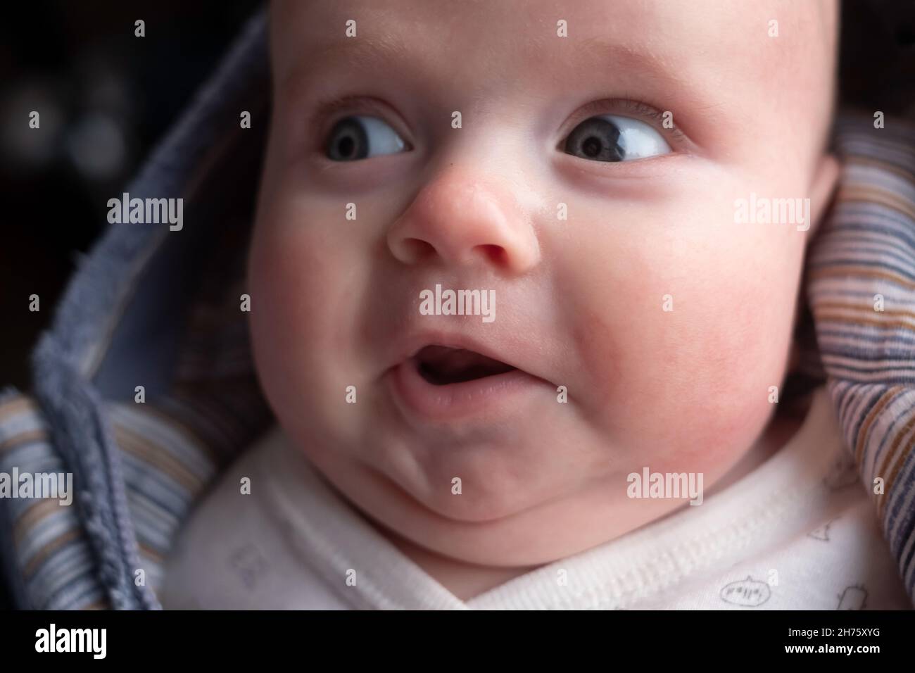 Surprised expression baby hi-res stock photography and images - Alamy